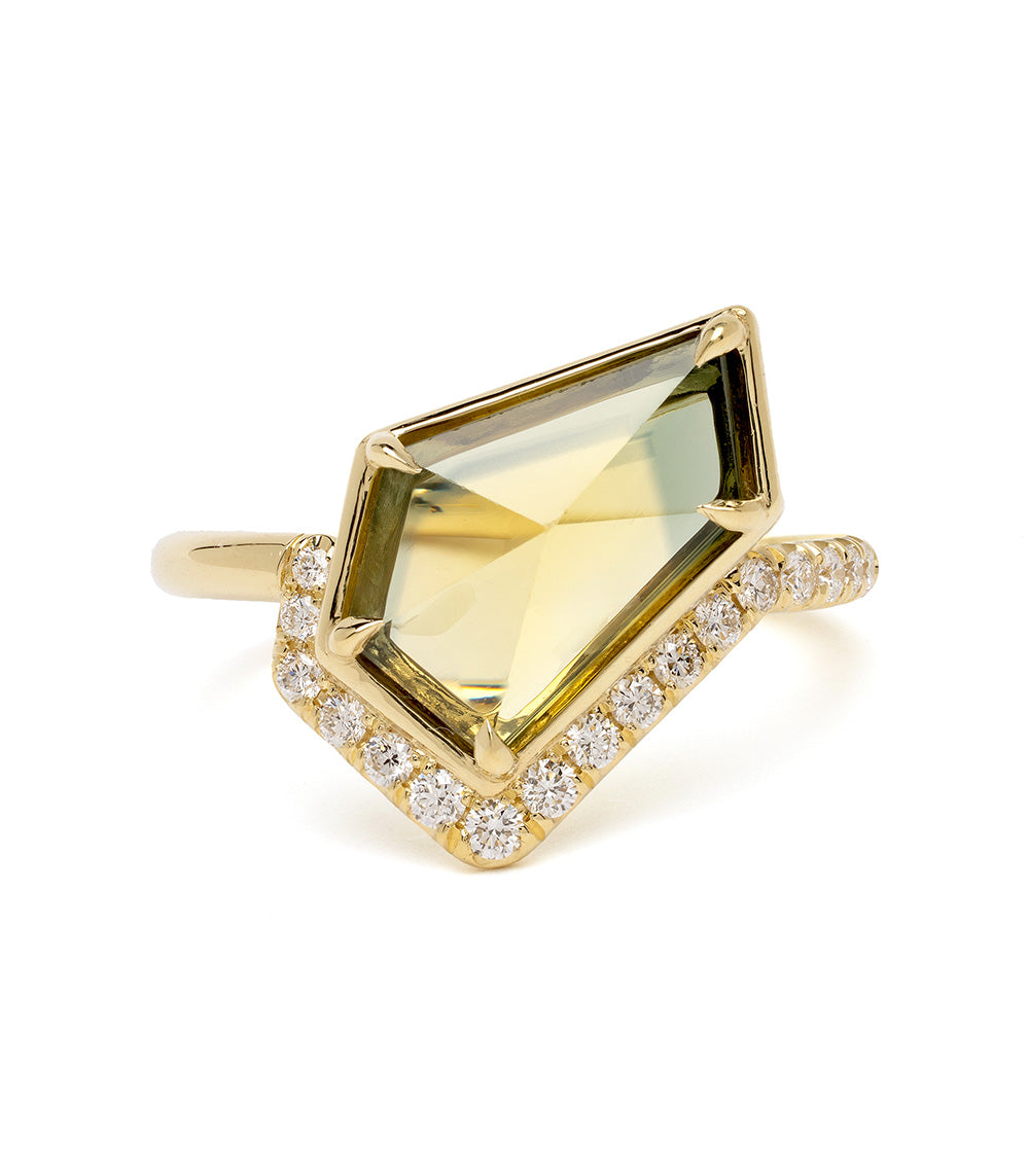 Aura – Sofia Kaman