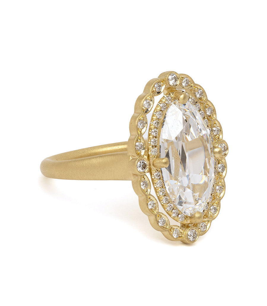 Genevieve – Sofia Kaman