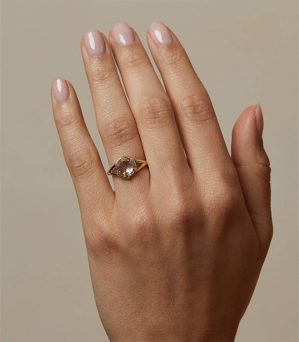 Marlow – Sofia Kaman